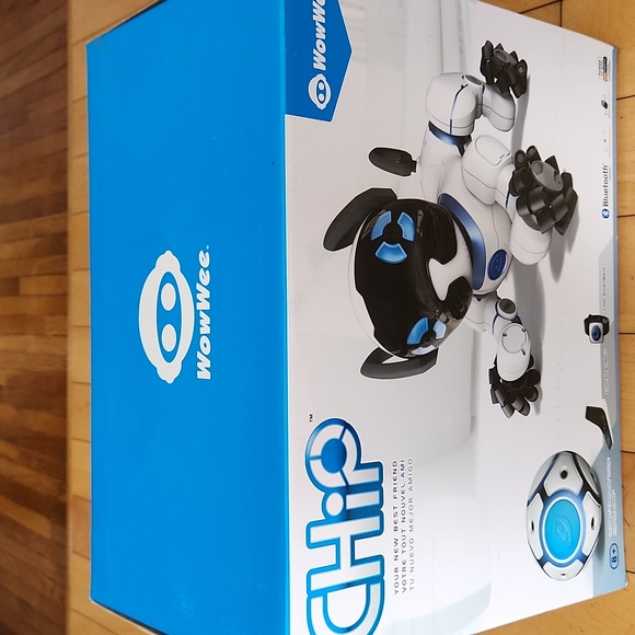 WowWee | Other | Wowwee Chip Robotting Dog Includes Smart Ball Smartbed ...